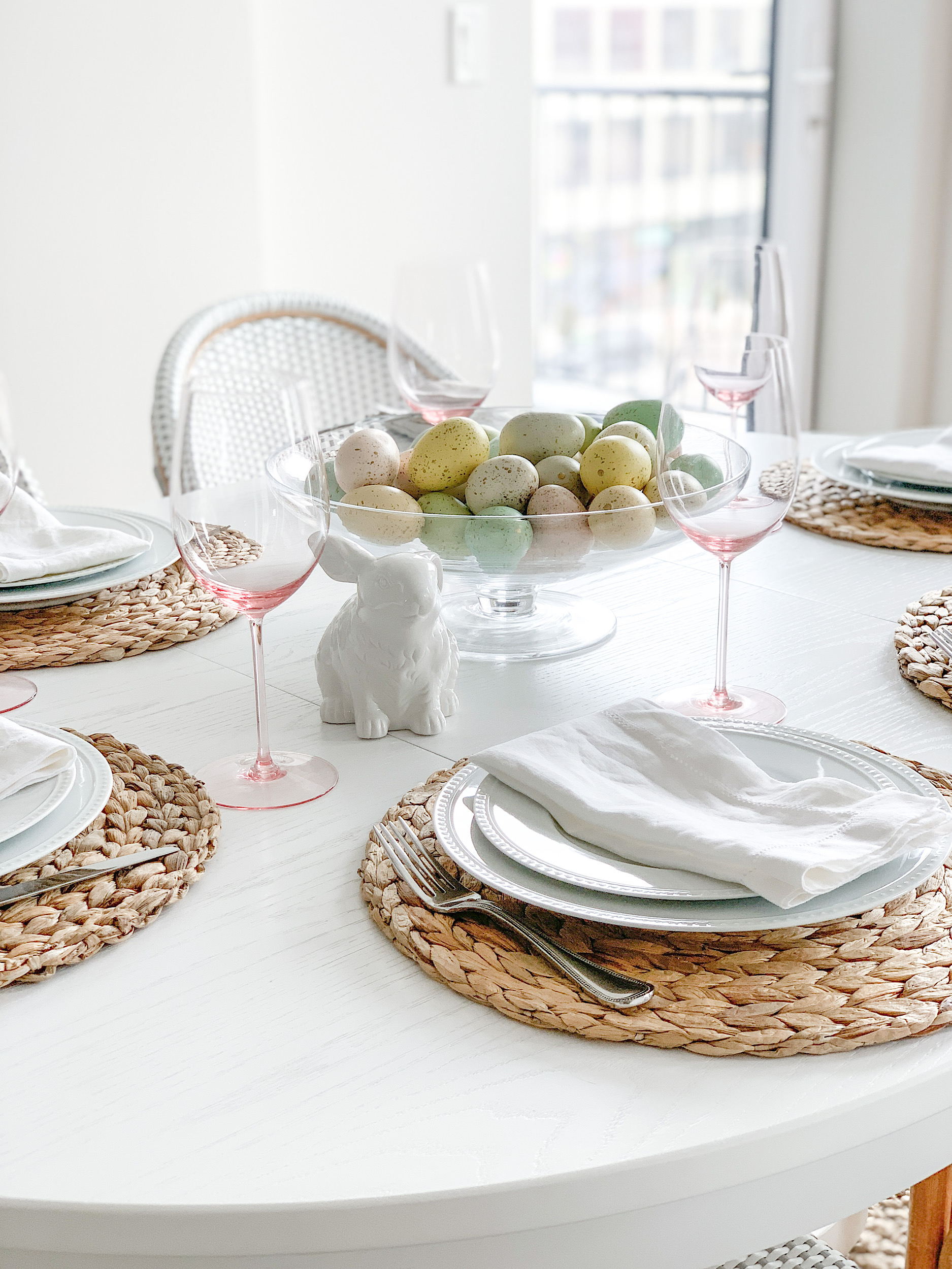 A Simple and Easy Easter Table - Cashmere & Jeans