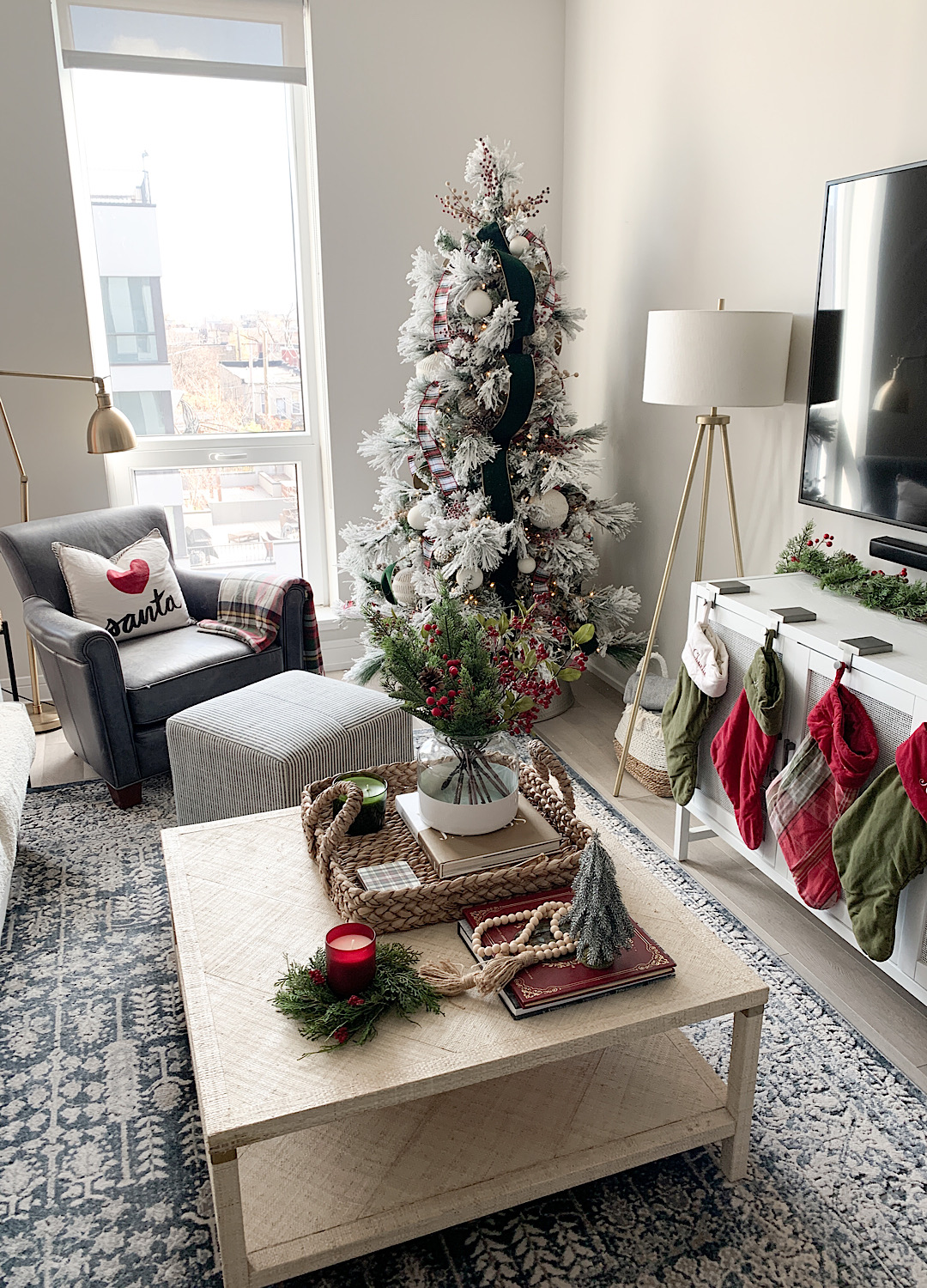 My 2020 Christmas Home Decor - Cashmere & Jeans